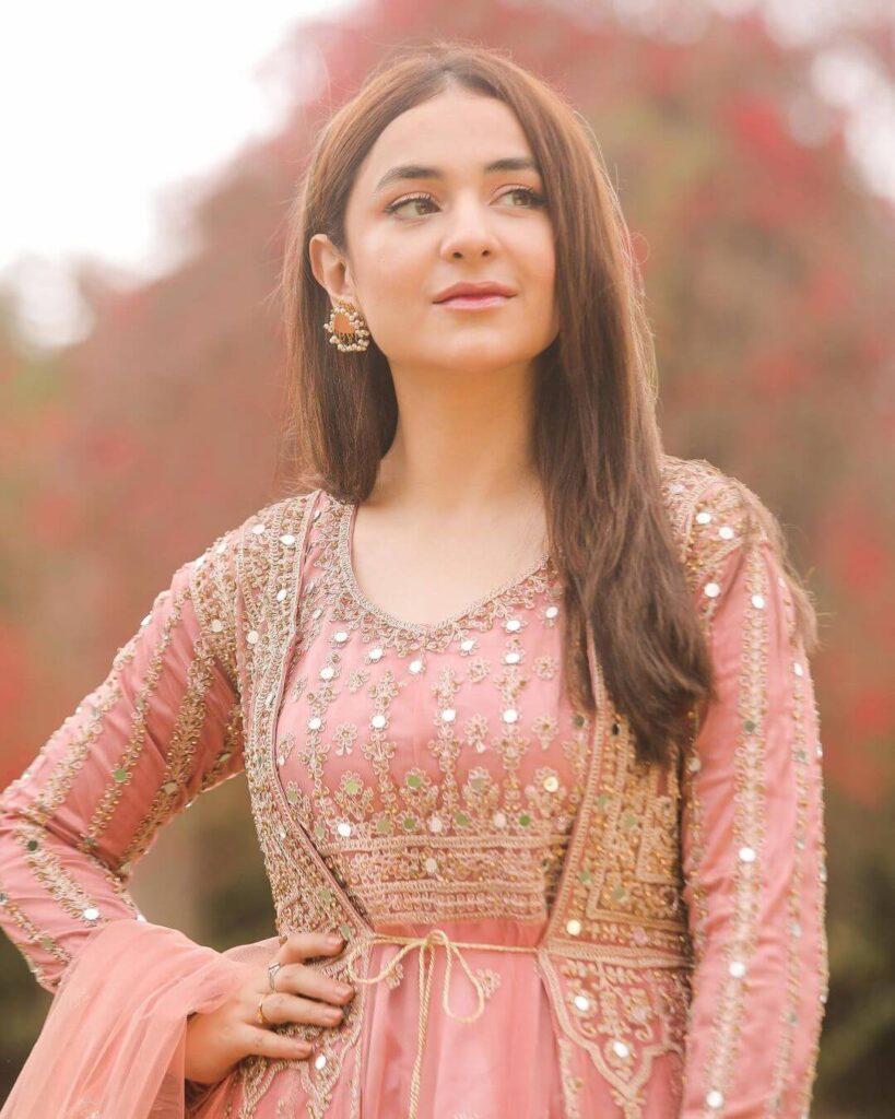 Top 10 Pakistani Actress - PakFeed